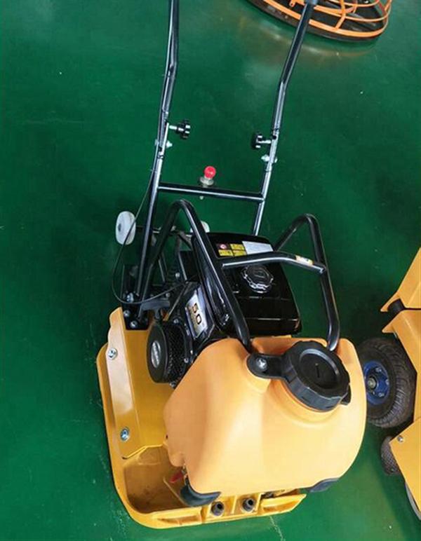 5.5HP Vibratory Plate Compactor 85kg With 20KN Exciting Force