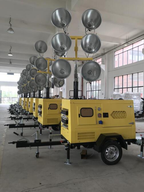Hydraulic Lifting Mobile Light Tower , IP54 6*1000W Metal Halide Lamp